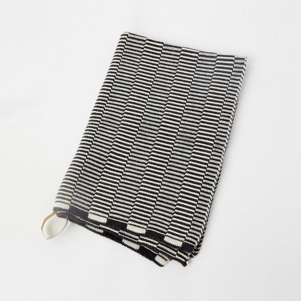Stringa Hand Towel | Nannie Inez